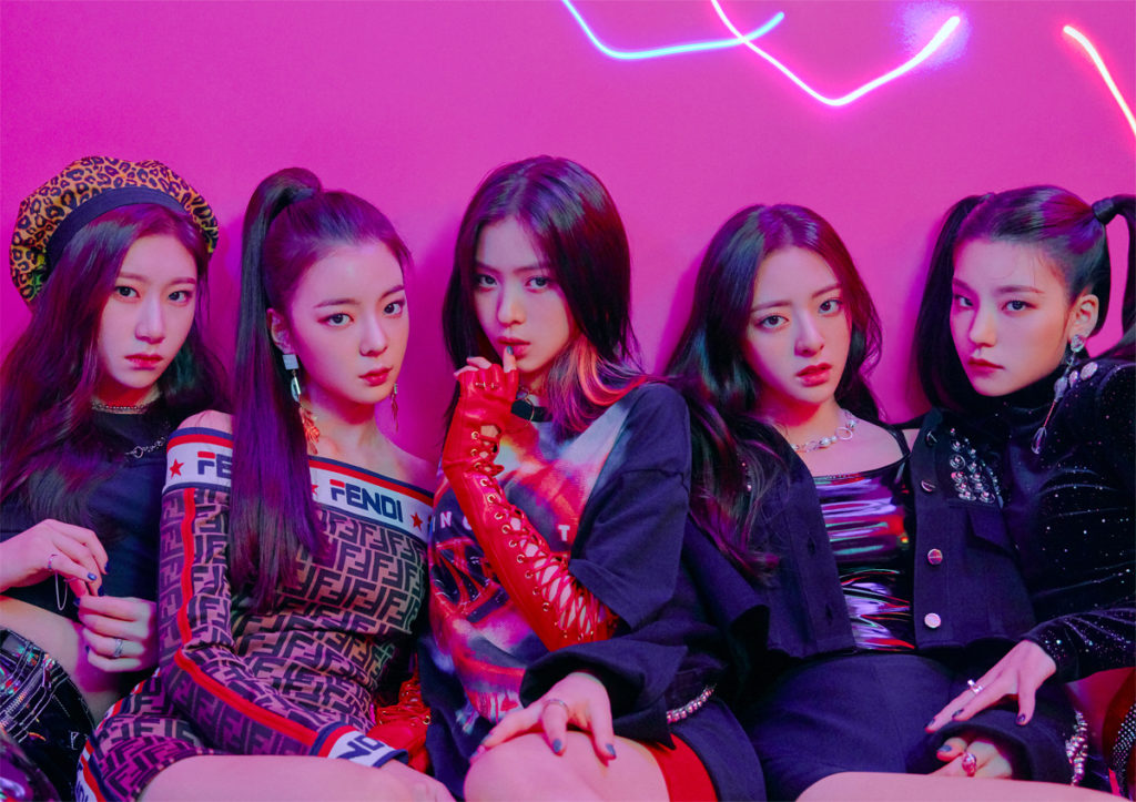 ITZY(イッジ)【2022最新】メンバーの、人気順、年齢順、ファン名紹介 | Rissblog 【K-pop情報】