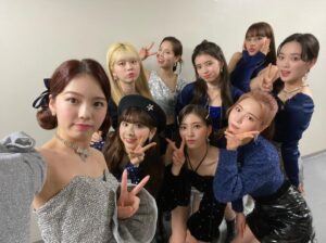 NiziU(ニジュー)【徹底解説】メンバーのプロフィールや人気順紹介 | Rissblog 【K-pop情報】